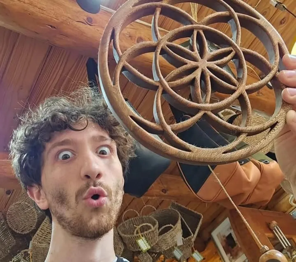 Teo López Puccio: un apasionado influencer matemático suelto en Bariloche | Económicas Bariloche