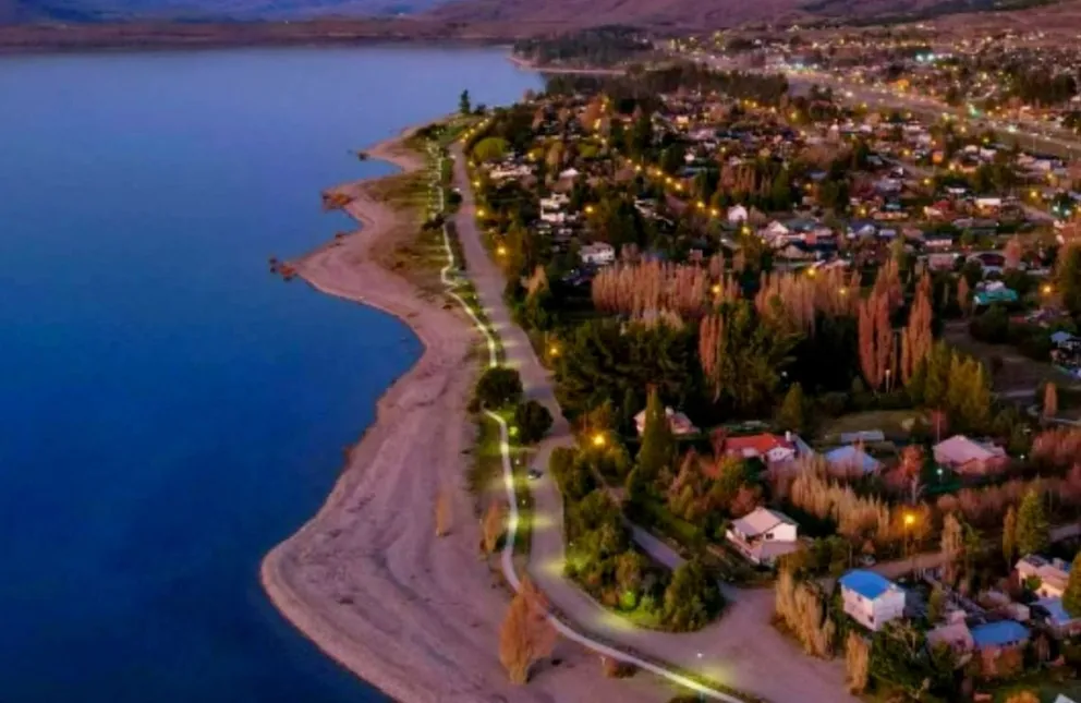 Dina Huapi recibe $11M del programa nacional “Promover Verano en ...